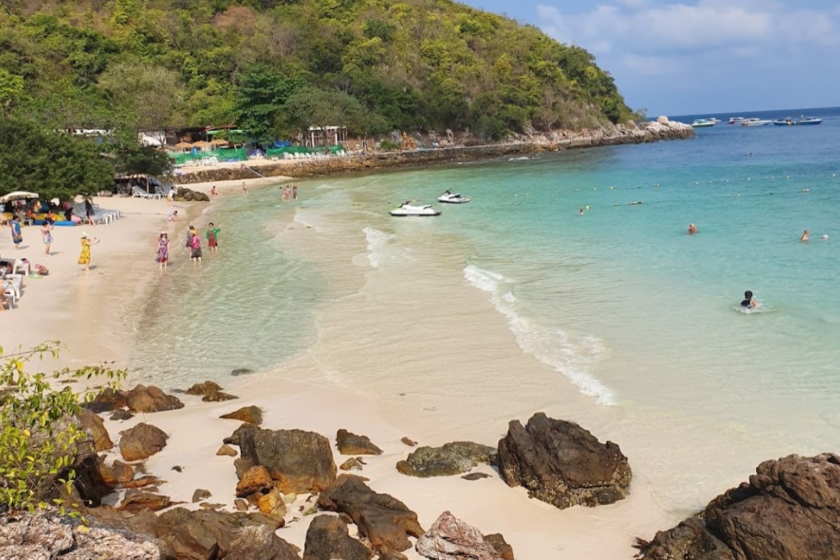 หาดสังวาลย์ - Fun-D